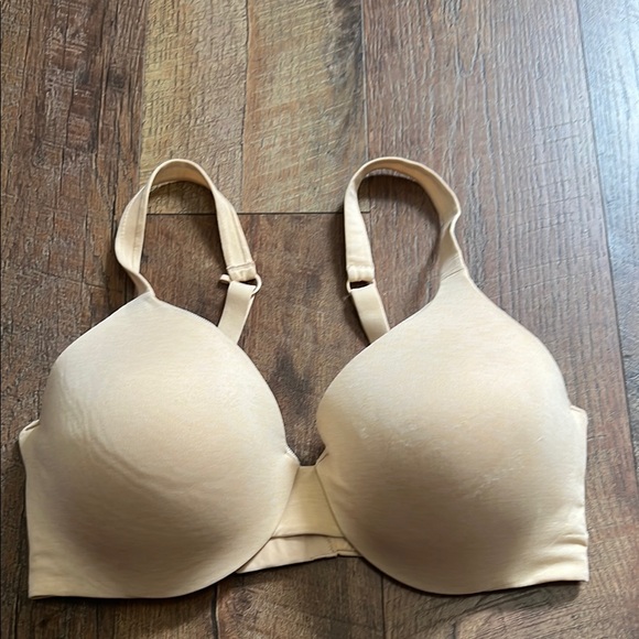Hanes | Intimates & Sleepwear | Hanes Tan Full Coverage Bra With Molded ...